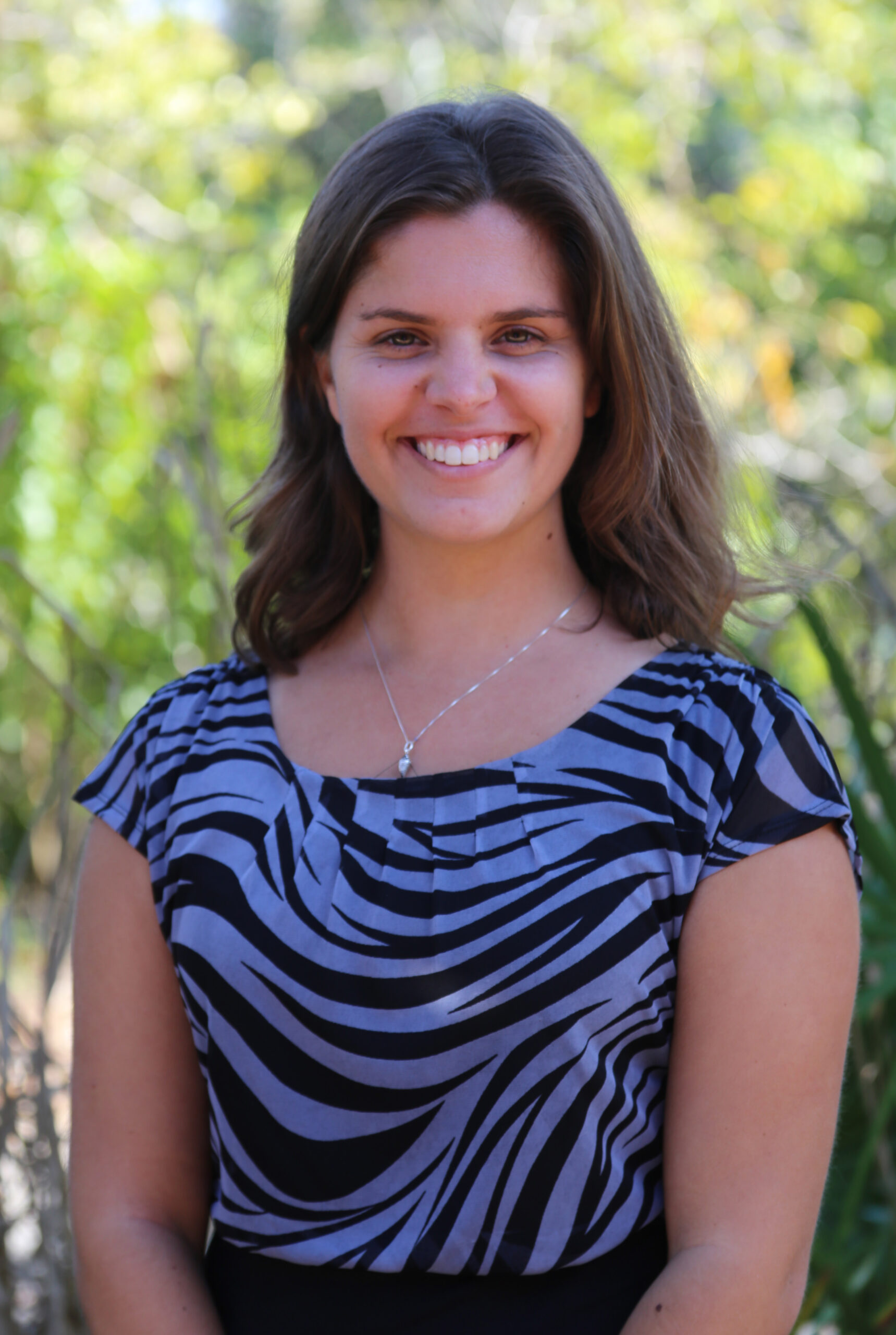 Decorating jars with pressed flowers | Naples Botanical Garden